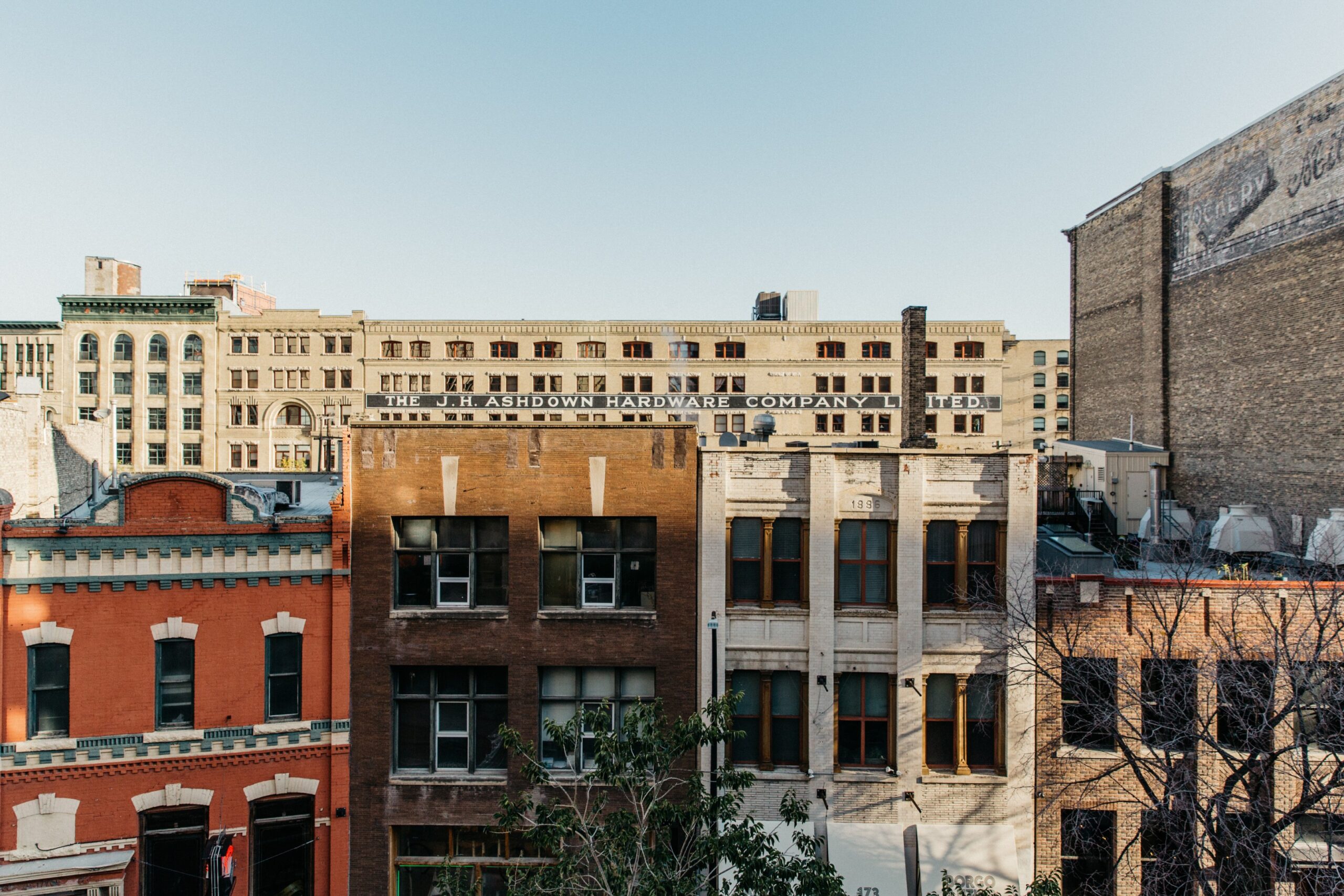 Architecture in the Exchange – The Exchange District BIZ